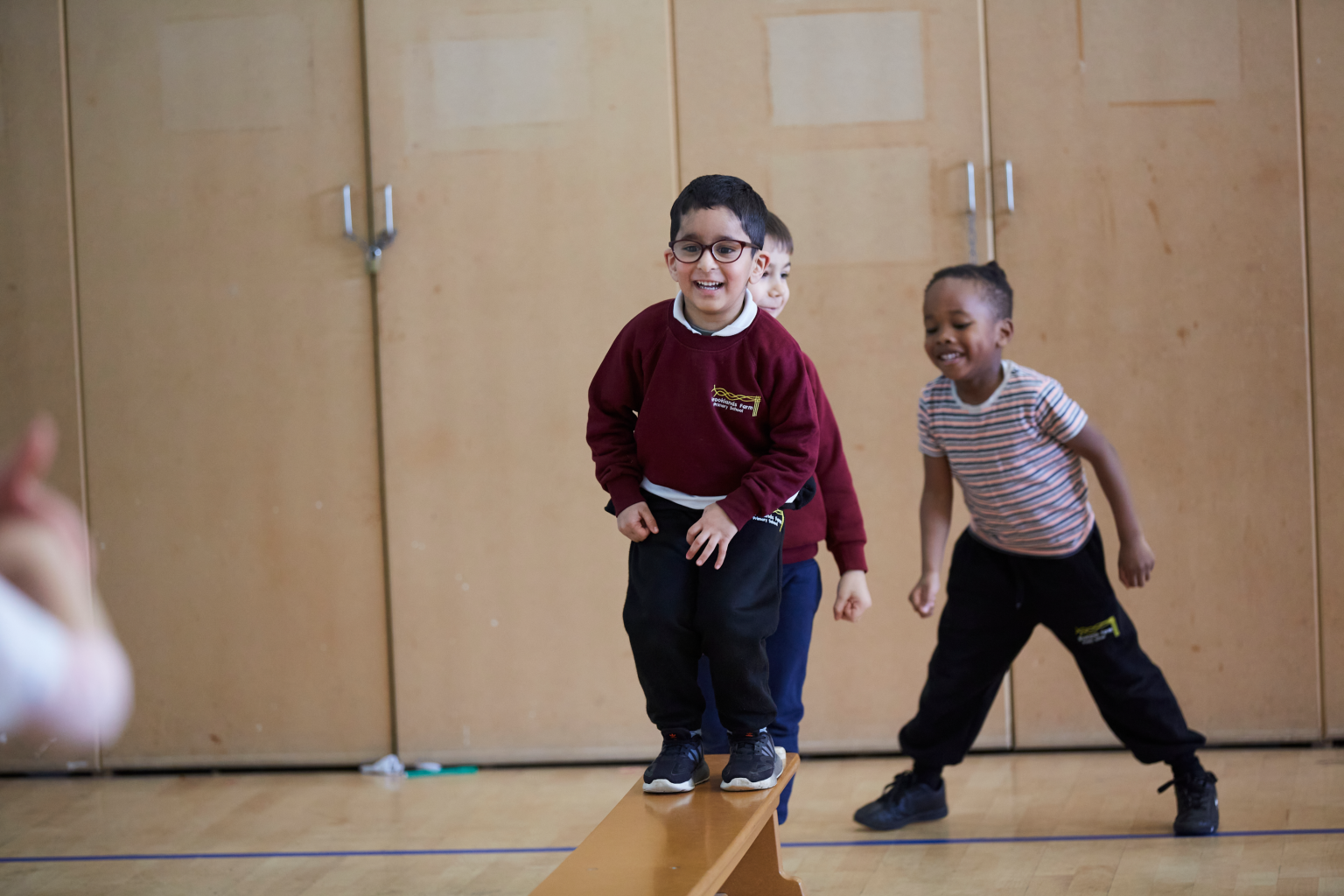 5 children's gymnastics activities for your PE lessons - Premier Education